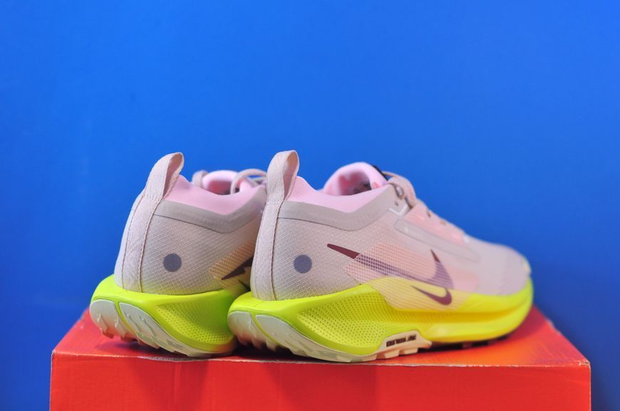 Кросівки Nike Pegasus Trail 5 Gore-Tex Waterproof 💛 ціна: 3 999 грн. 💙 ...