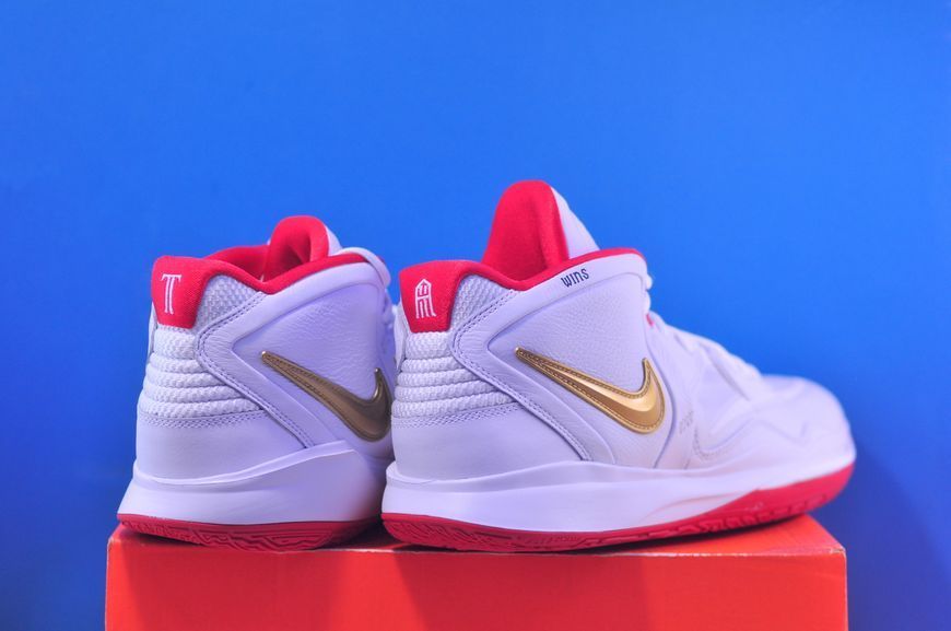 Кросівки Nike 15 Kyrie Infinity 💛 ціна: 3 999 грн. 💙 Купити у Києві